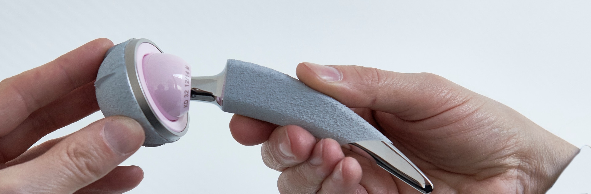 ARTIQO Endoprothetik | Lösungen für Hüfte, Knie und Fuß